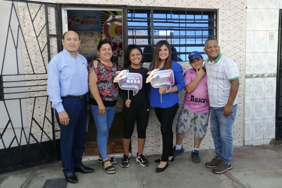 Daniela Paz tiene 16 años, estudia Física y ha sido elegida para ...