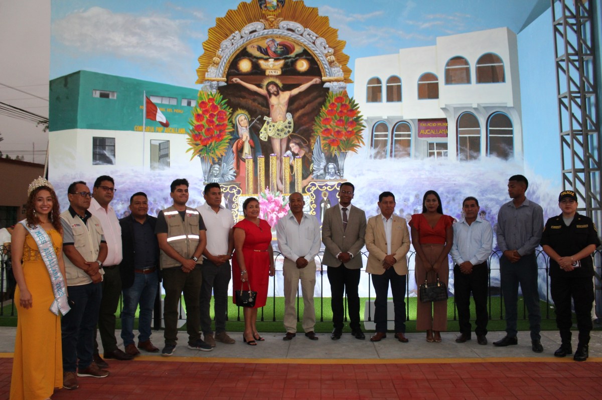 Inauguran murales y esculturas culturales que expresan las tradiciones ...