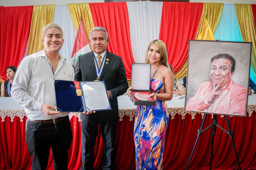 Municipalidad de Huaral otorga la Medalla Cívica a Manolo Rojas por su ...